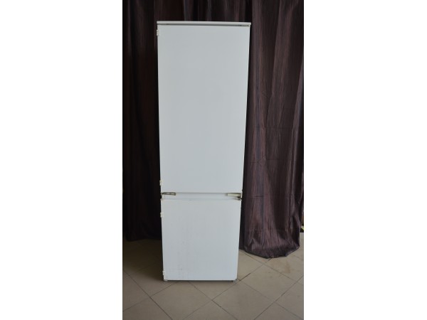 Használt Zanussi ZI 3102 RV beépíthető hűtőszekrény [H557] - árak ...
